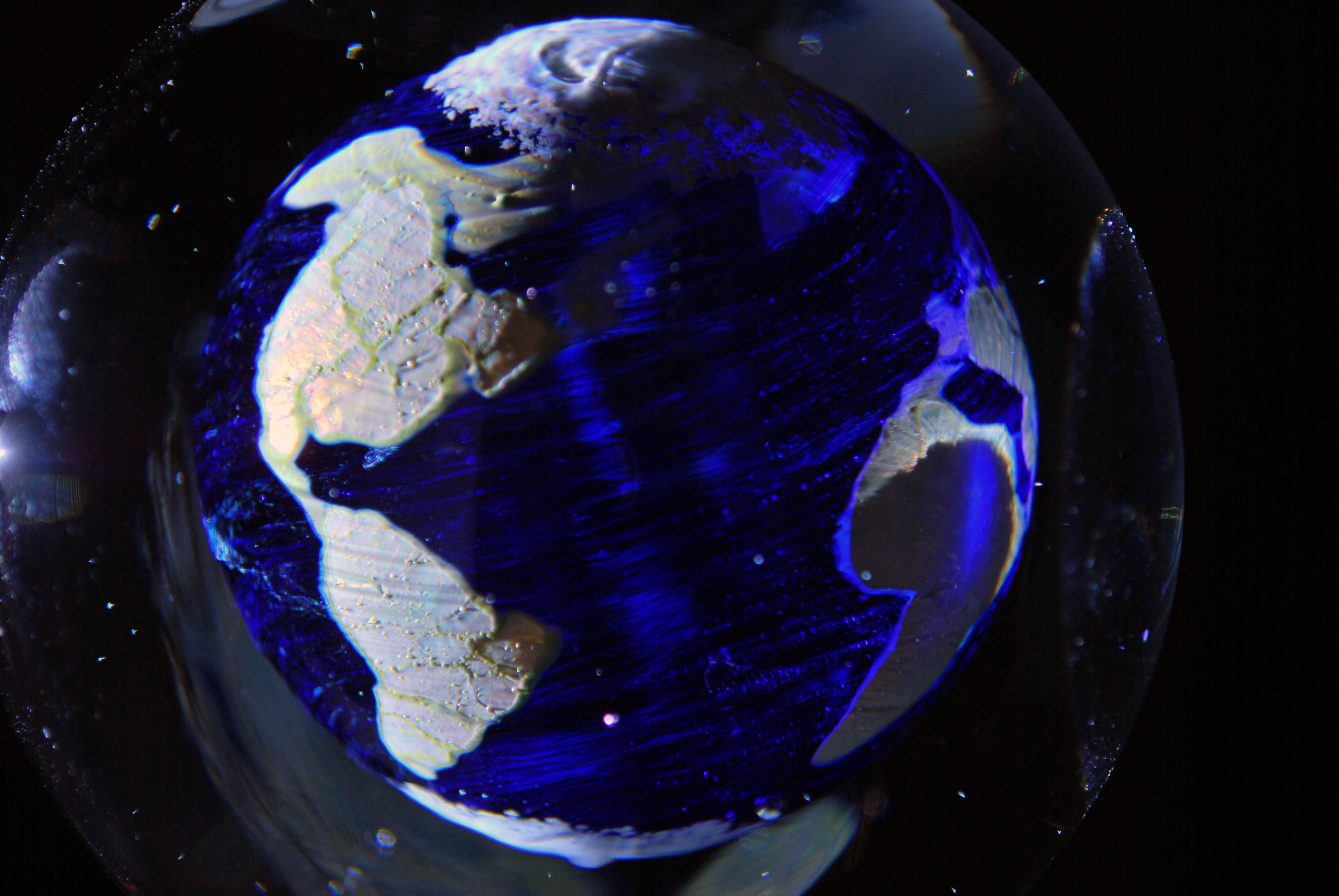 GlassEarth - Oliver Doriss